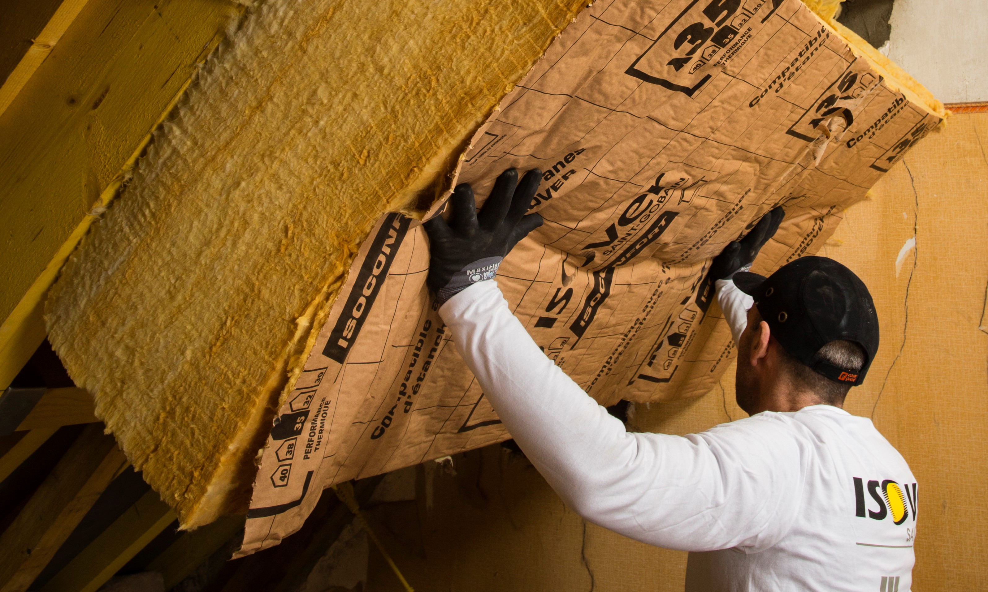 Comment réussir sa pose de laine de verre ? | Tout sur l'isolation